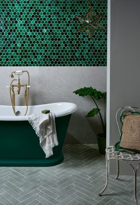 Bathroom Tile Layout Ideas: 10 Patterns Compared (UK Guide 2026) | Bowmans